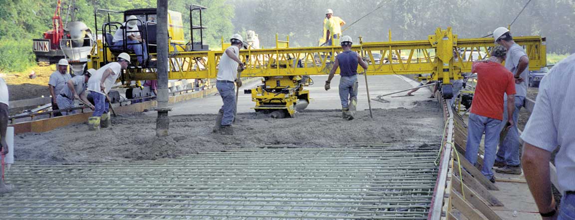 GOMACO, Manufacturer of Concrete Slipform Paving Equipment: C-450 ...