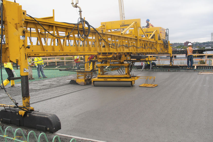 GOMACO, Manufacturer of Concrete Slipform Paving Equipment: C-450 ...