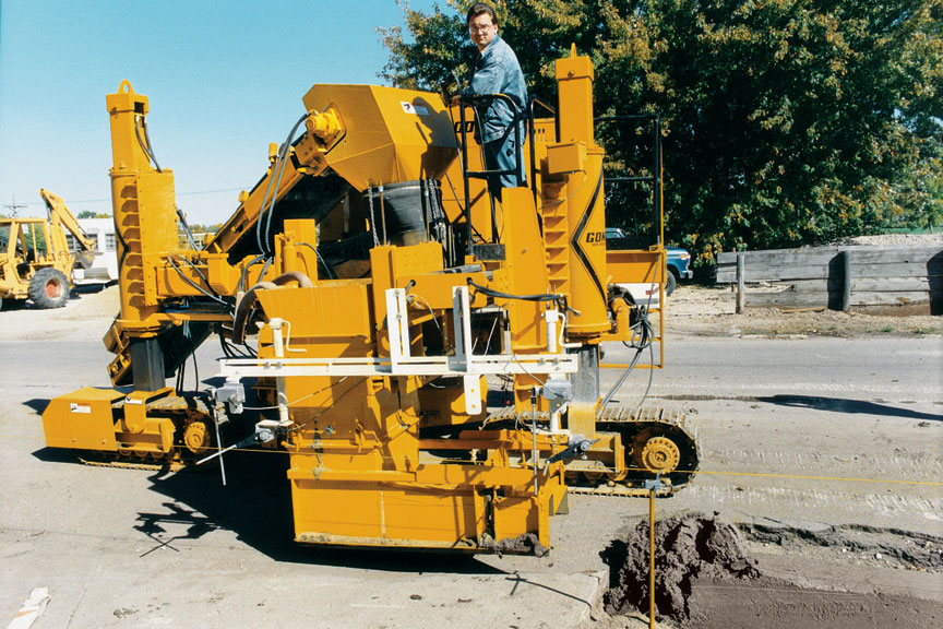 GOMACO, Manufacturer of Concrete Slipform Paving Equipment: GT-3600 ...