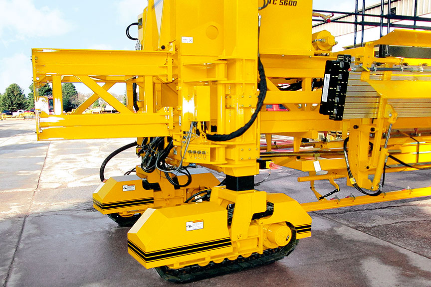 GOMACO, Manufacturer of Concrete Slipform Paving Equipment: T/C-5600 ...